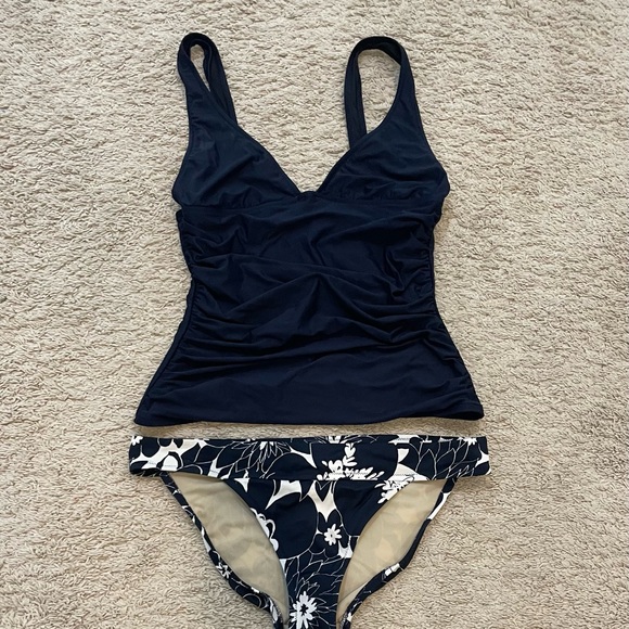 J. Crew | Swim | J Crew Navy And White Floral Swimsuit Set | Poshmark